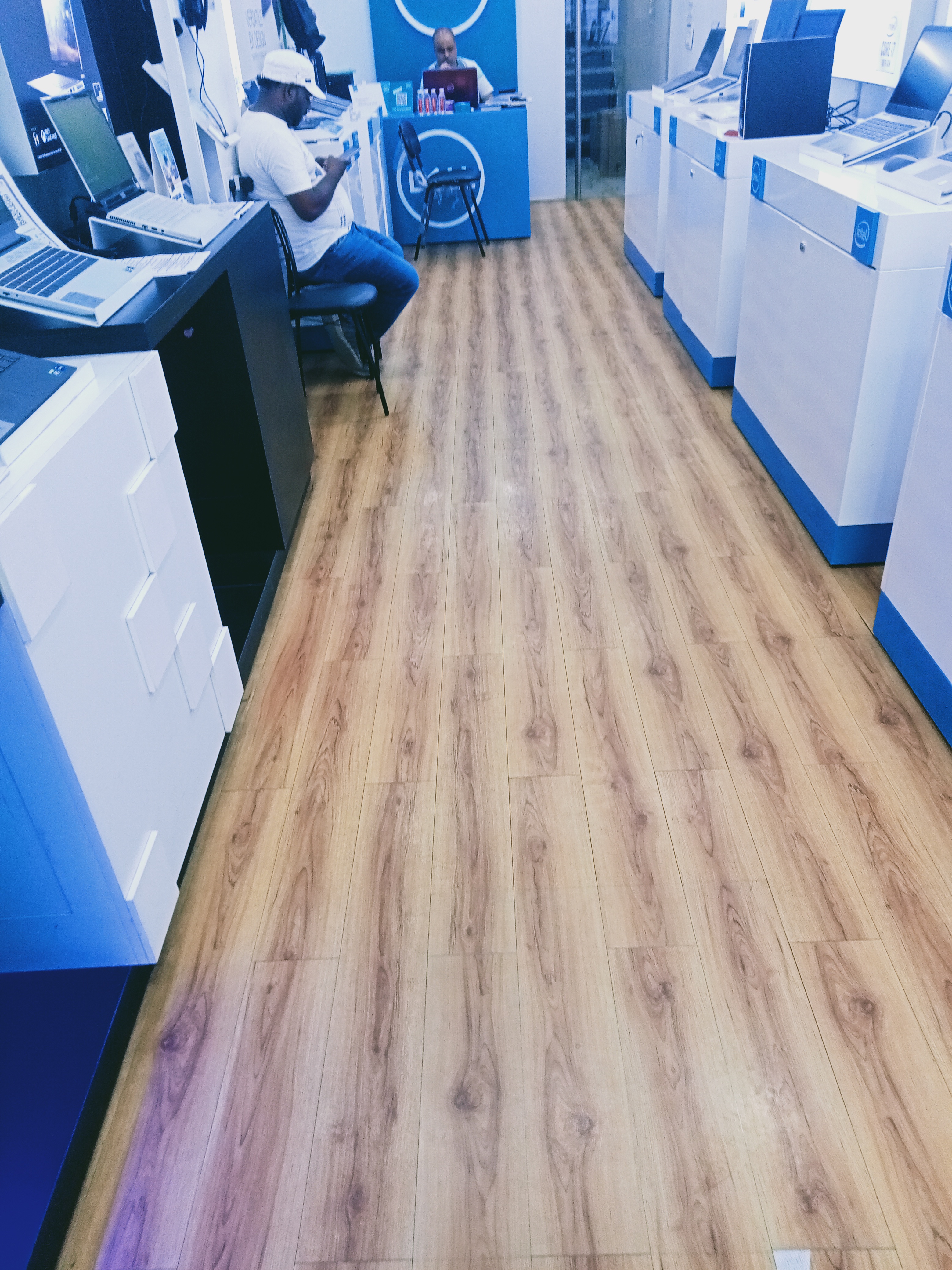 Dell India's official store locator - Dell Exclusive Stores